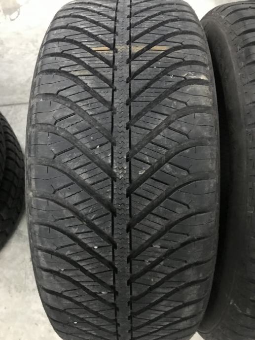 GoodYear Vector 4S 225/50/17 M+S 7-8mm