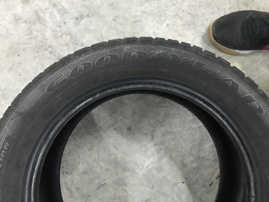 GoodYear Vector 4S 225/50/17 M+S 7-8mm