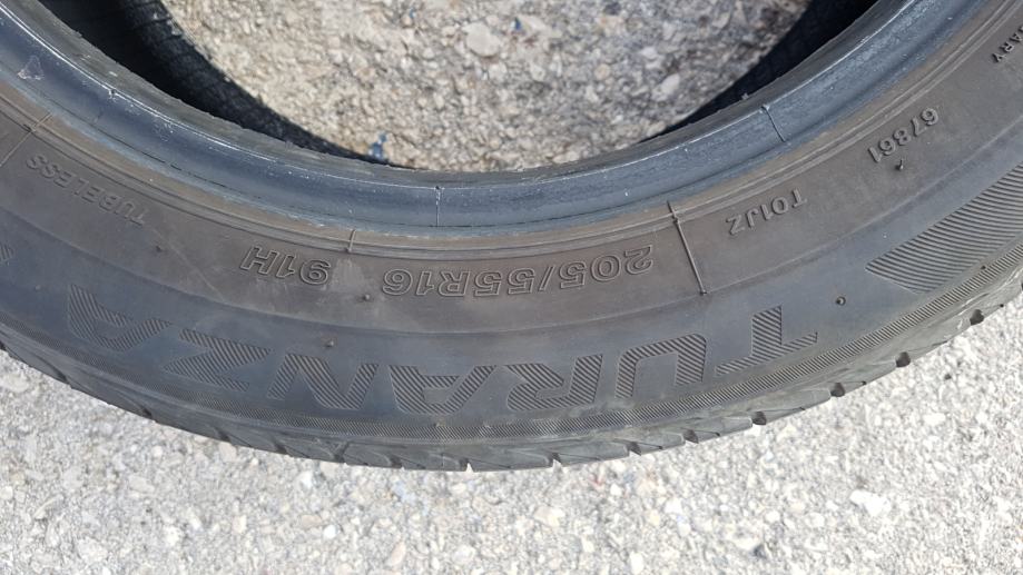 Gume Bridgestone Turanza 205/55/16 ljetne., DOT 0517, Vozene 1 sezonu