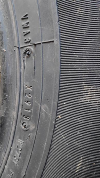 gume dunlop 225/65/18