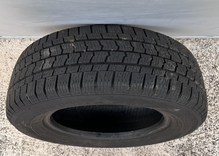 Gume Goodyear 215/65/15 zimska 6+ kom.