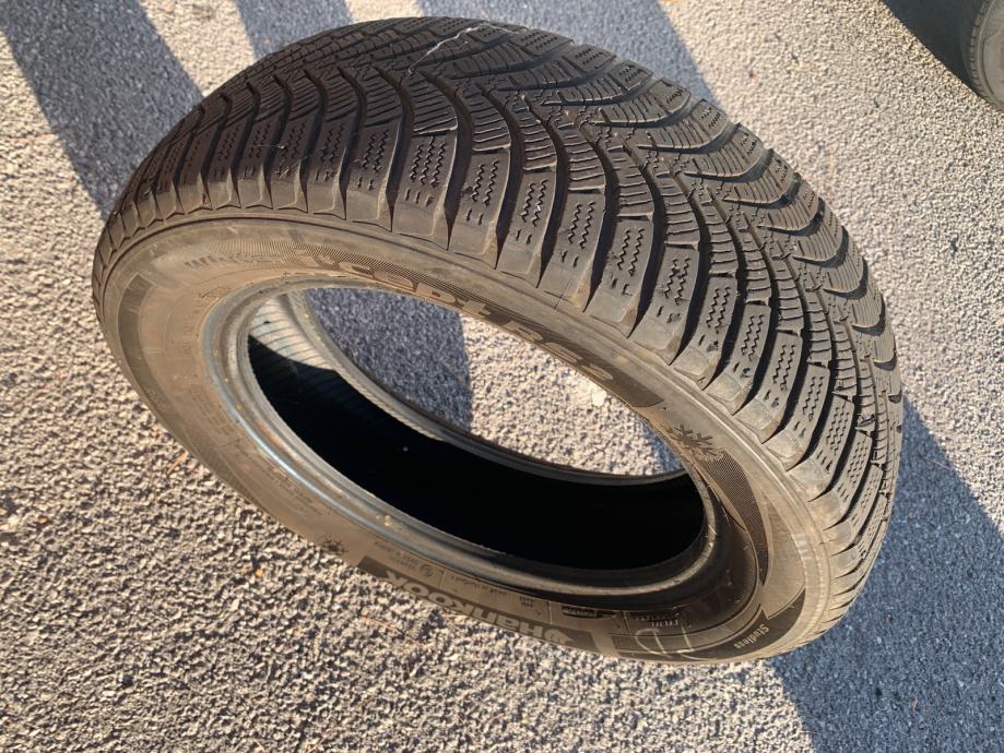 Gume Hankook 185/60/15 zimska 4 kom.