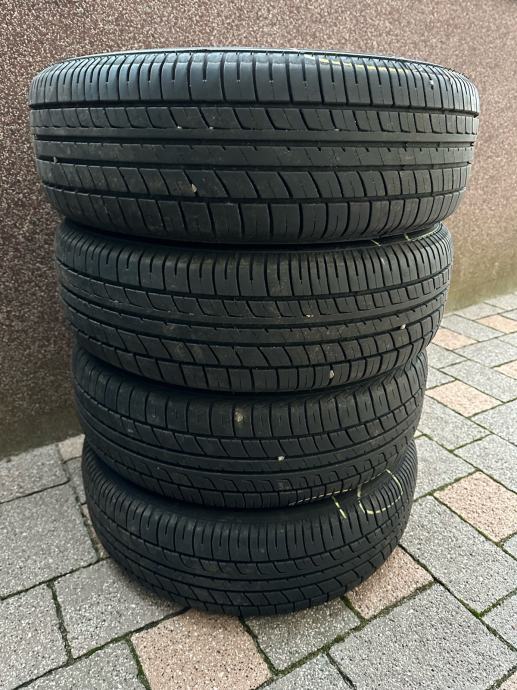 Gume Lassa Atracta 195/65/R15 91T ljetna DOT 2114 SET 4 kom 20€ fiksno