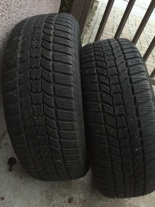 Gume Sava 215/60/16 zimska 2 kom. BESPLATNA DOSTAVA