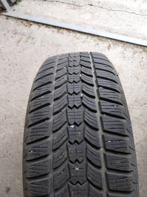 Gume Sava Eskimo HP2, 215/60/16 zimska 4 kom. za 60