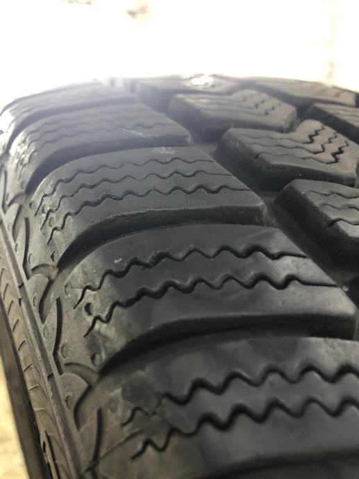 Gume Semperit 205/65/16 zimska 4 kom.