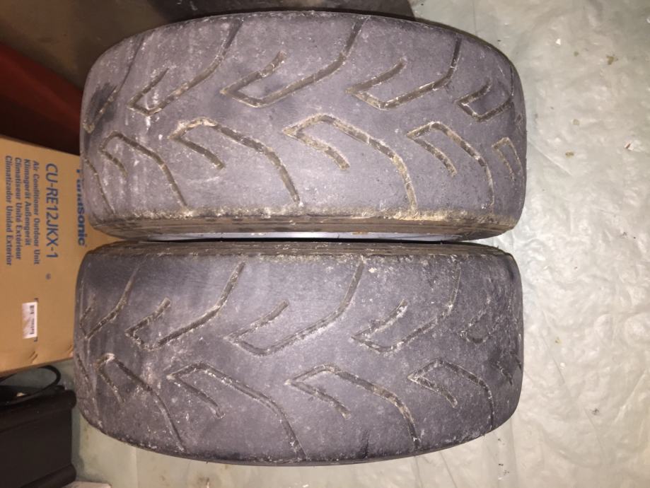 Yokohama Advan A048 195/50/16 2 kom. i BMW Style 6 7.5J ET20 2kom.