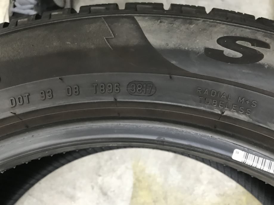 Pirelli Scorpion Winter 235/55/19 101H M+S RFT 2017*