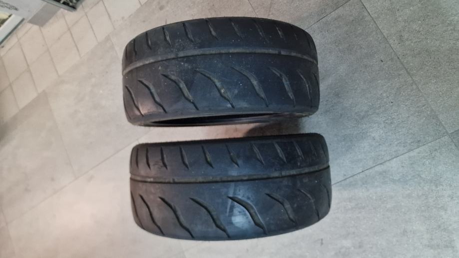 toyo r888r 235 35 19