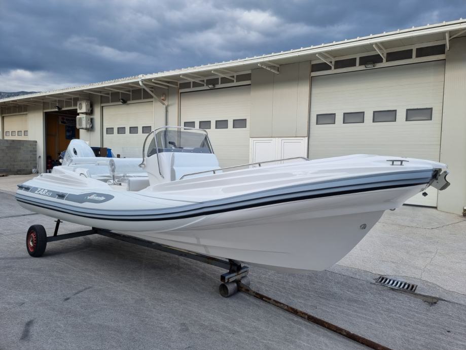 Formenti ZAR 65 Classic Luxury+SUZUKI DF200APX