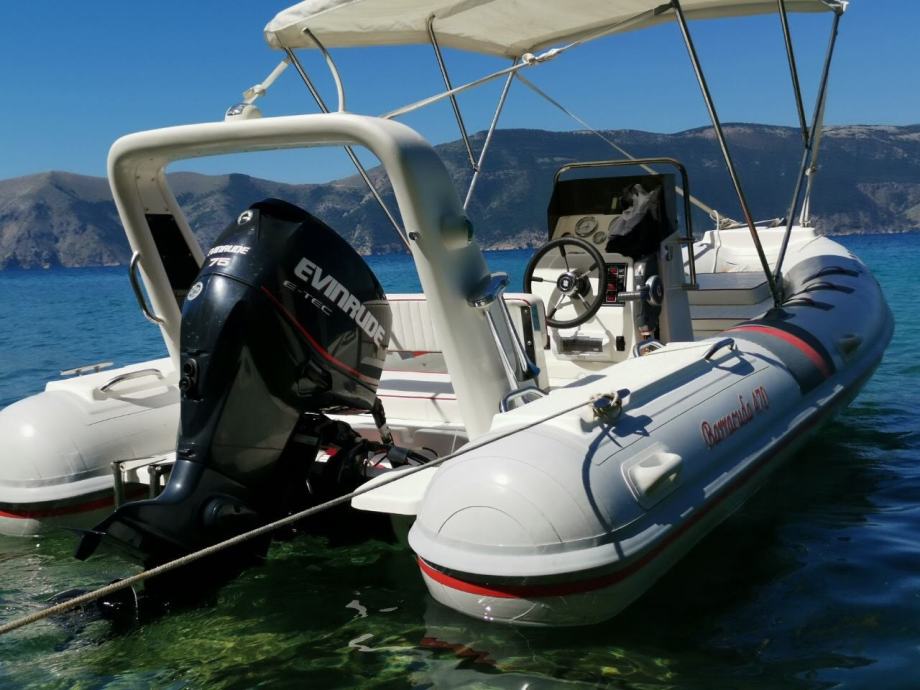 Gumenjak Barracuda 470 s full opremom i Evinrude 75 sa samo 240 h