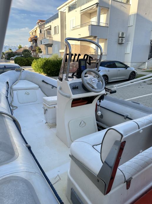 Gumenjak Valiant V-490 - Mercury 60 - Torbarina prikolica