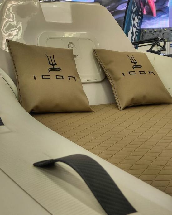 ICON 23S - HYPALON ***37.000 € s PDV-om - ISPORUKA ODMAH