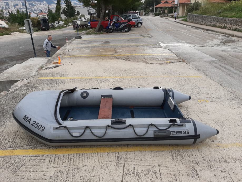 Hitno se prodaje gumenjak Maestral Ris 2.99 + vanbrodski motor Johnson