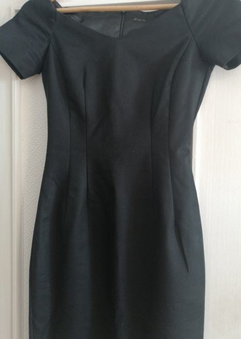 Zara ženstvena haljina