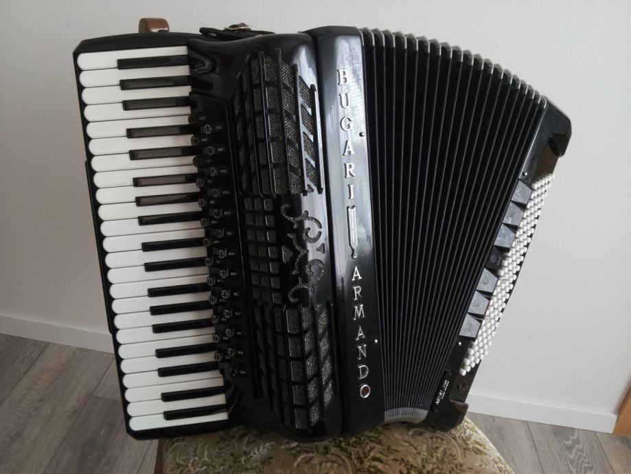 Bugari Armando Artist 1984.g.