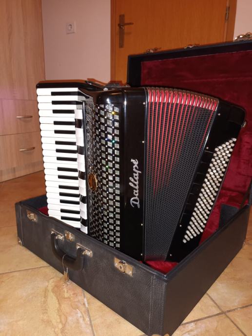 Dallape supermaestro