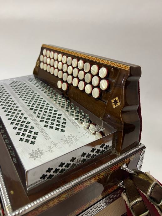 DIATONSKA HARMONIKA URŠIČ