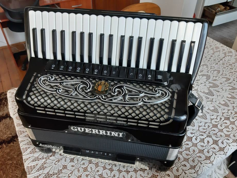 Harmonika Guerrini Symphony 12