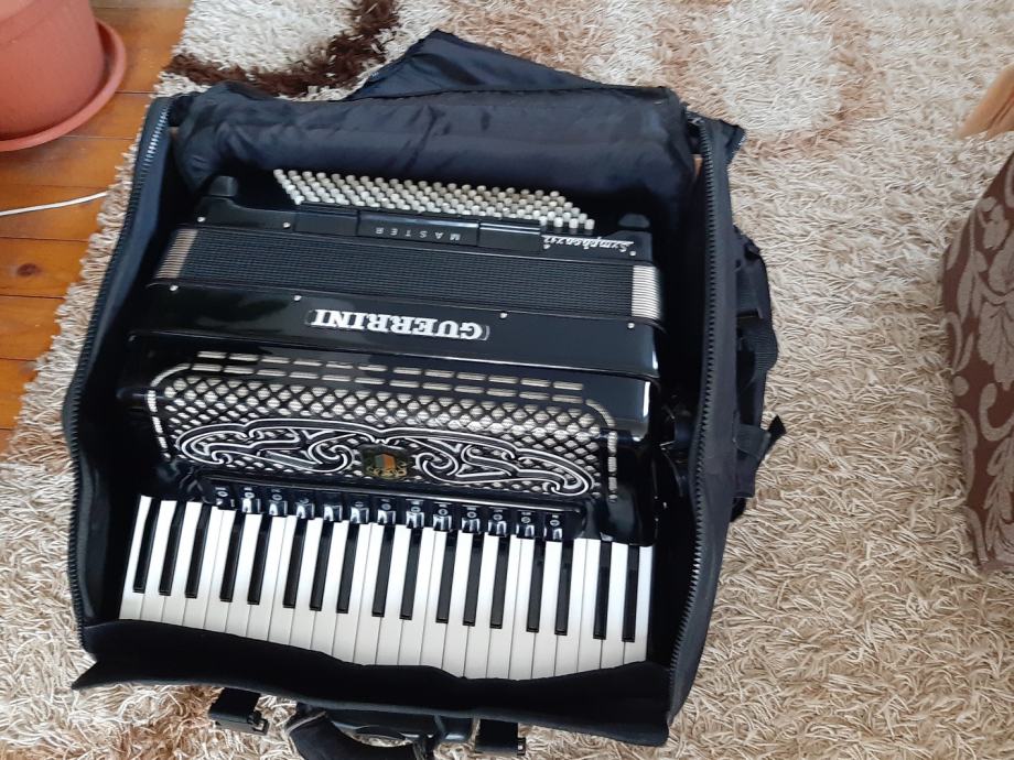 Harmonika Guerrini Symphony 12