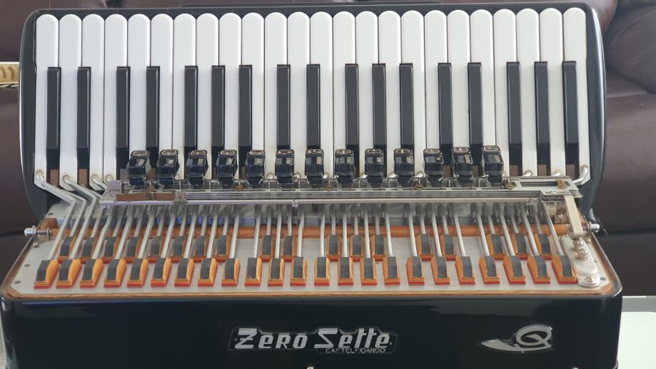 HARMONIKA ZERO SETTE B30
