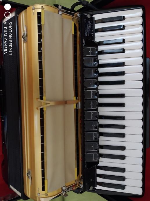HOHNER ATLANTIC IV DE LUXE