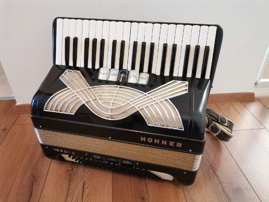 Hohner verdi II 96 bas