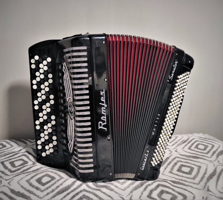 Rämjes Guerrini Concert_8 bajan (dugmetara) – C grif, 142basova