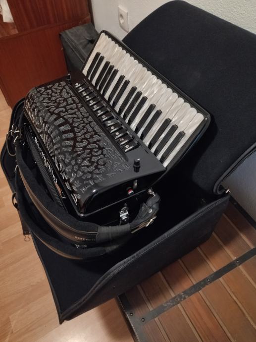 Serenellini 96b , peteroglasna ( 5/5 ) , Profesional Casotto, ozvučena