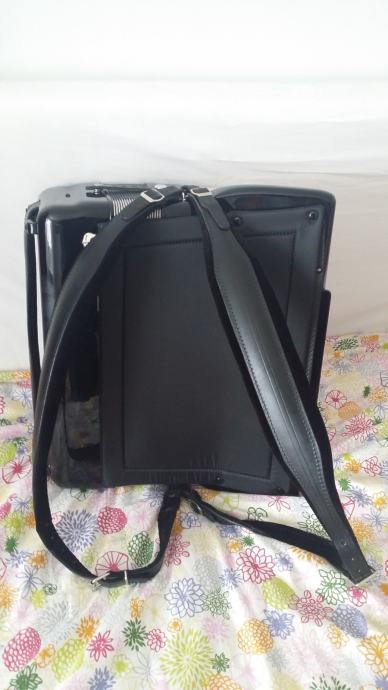 Zero sette B22 top stanje PRILIKA