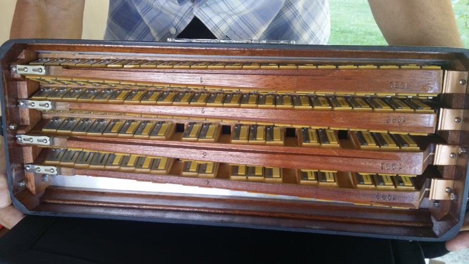 Zero sette B22 top stanje PRILIKA