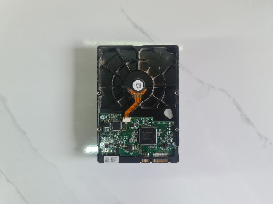 Hitachi (Toshiba) Hard Disk Drive 3.5