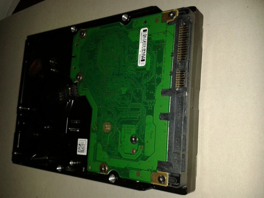 10 x IBM sas disk 15.000rpm 450GB