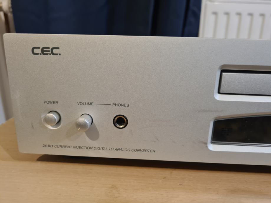 C.E.C. model CD 3300R
