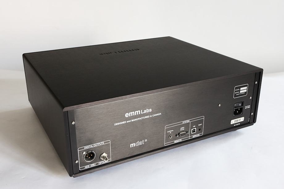 EMM-Labs DAC-2X v2 & TSDX SACD Player