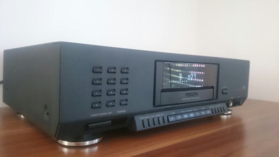 PHILIPS CD 930