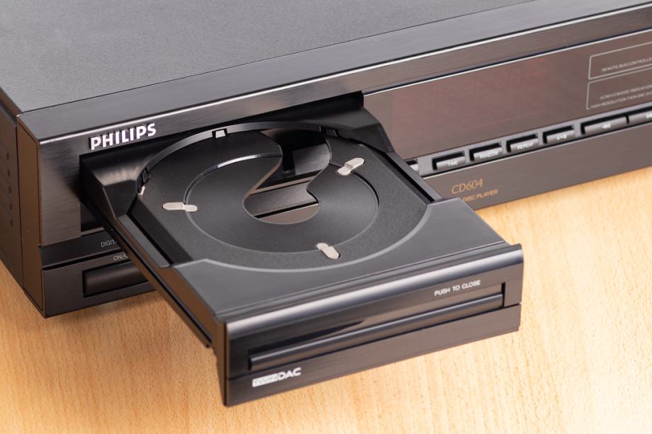 Philips CD604