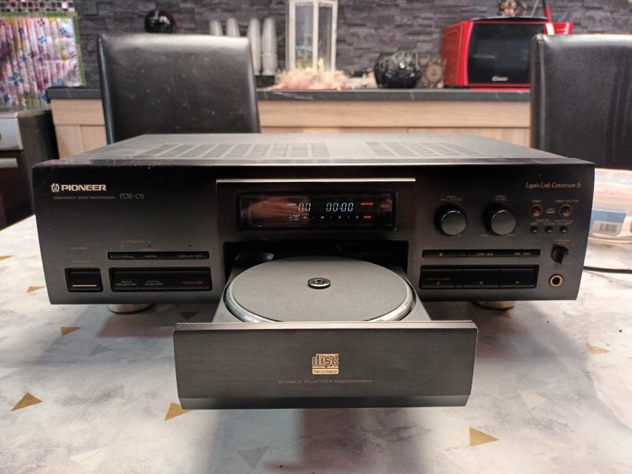 Pioneer pdr-05