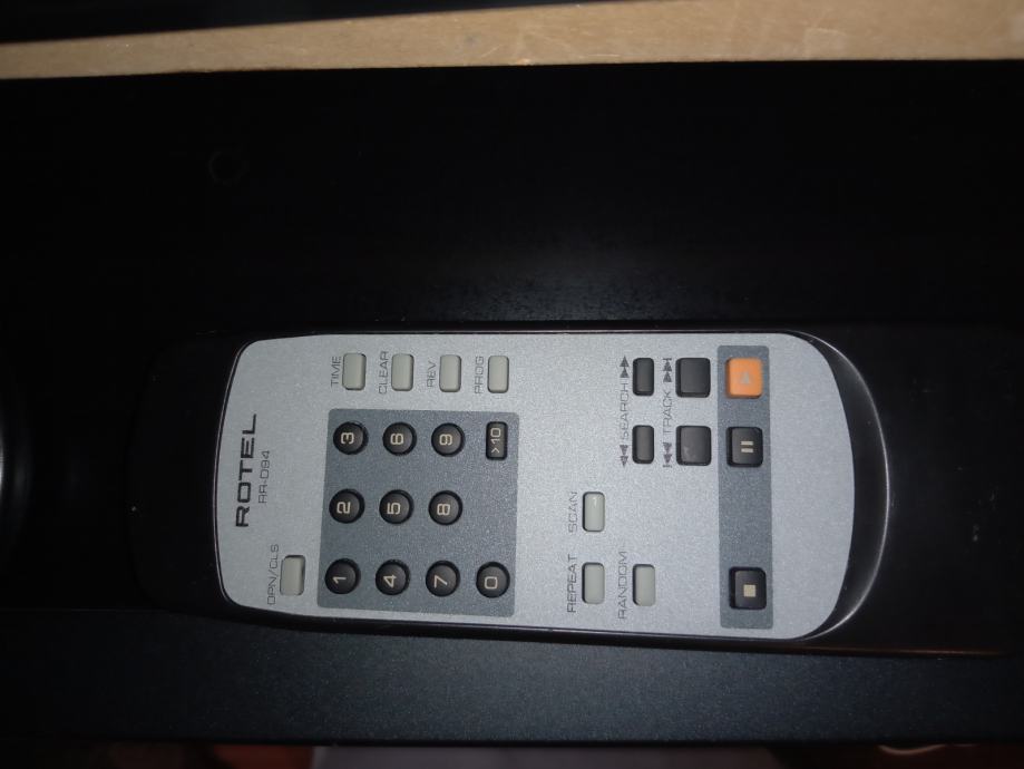 Rotel RCD-02