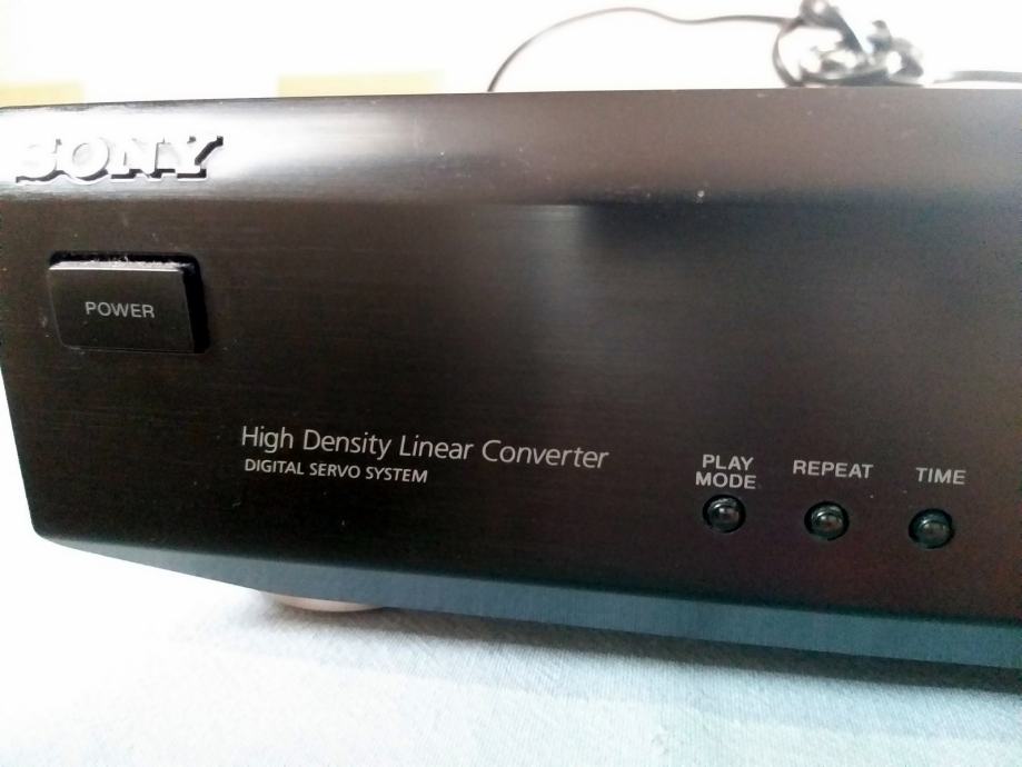 Sony CD player CDP-XE250