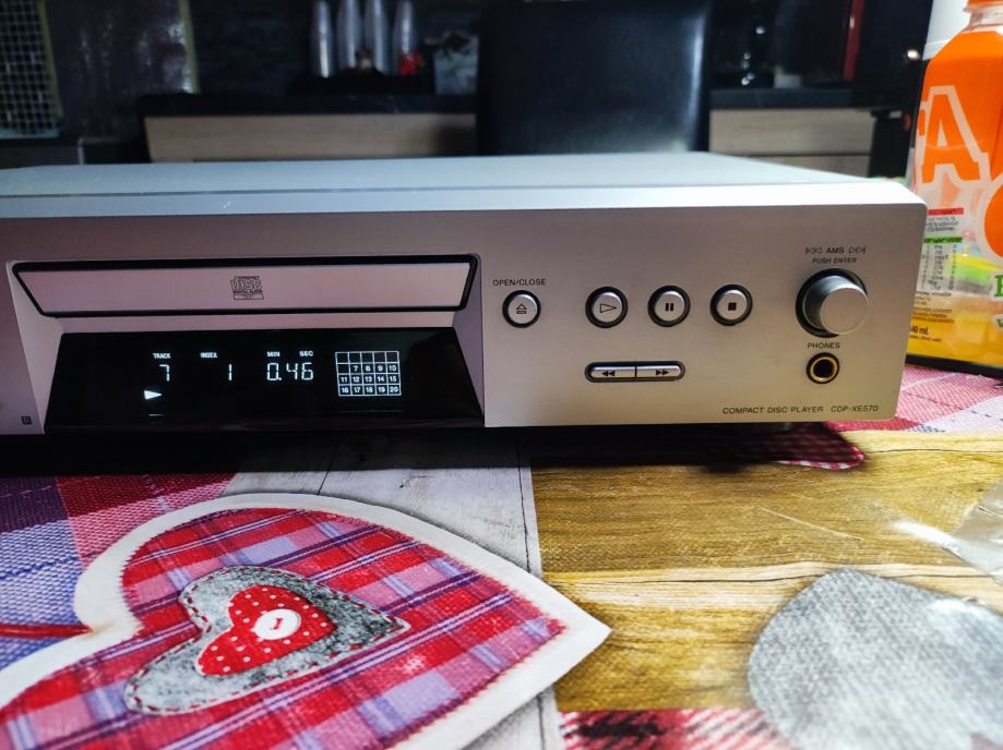 Sony cd player cdp-xe570