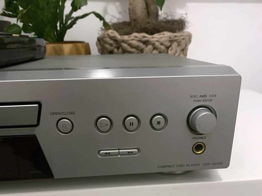 Sony Cd player CDP-XE570