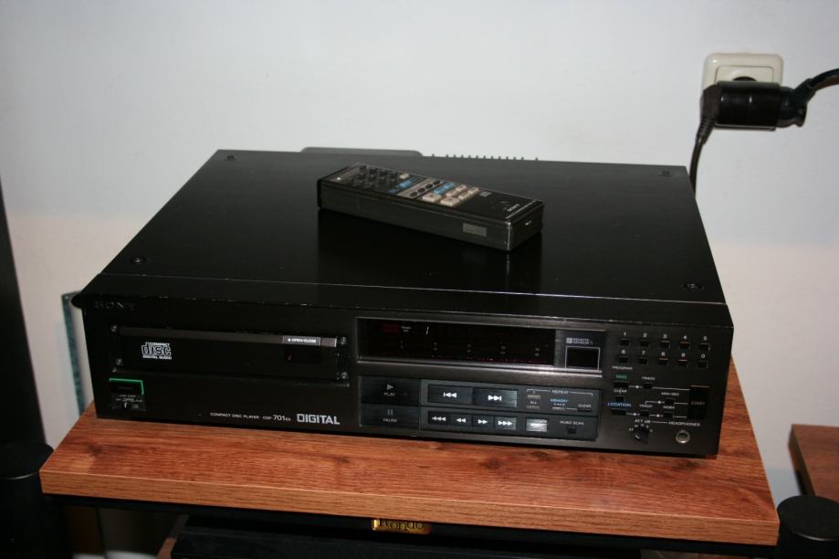 Sony CDP-701ES - raritet, original daljinski - zamjena