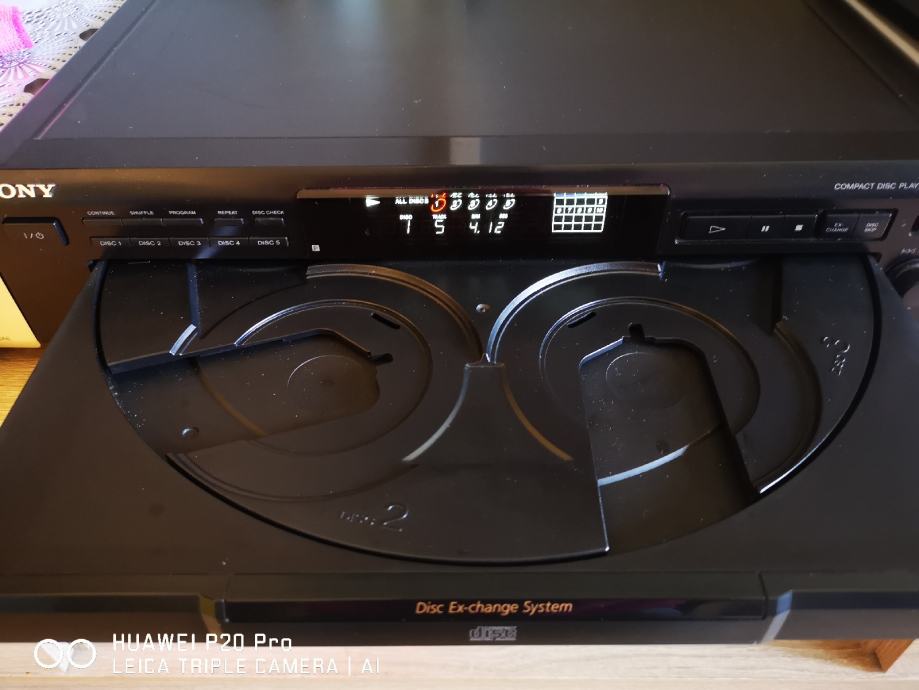 Sony cdp-ce335