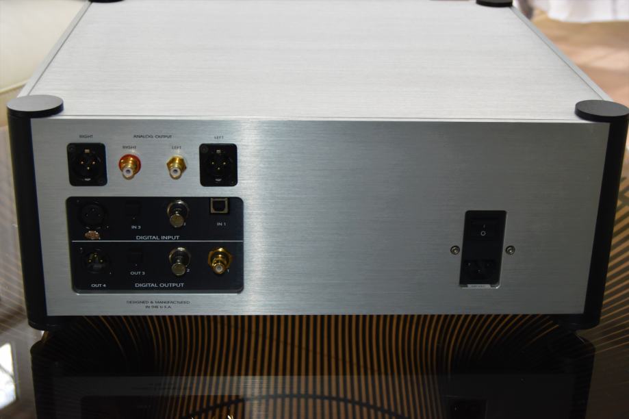 Wadia S7i CD player/ DAC / Digital Preamplifier - SOLD