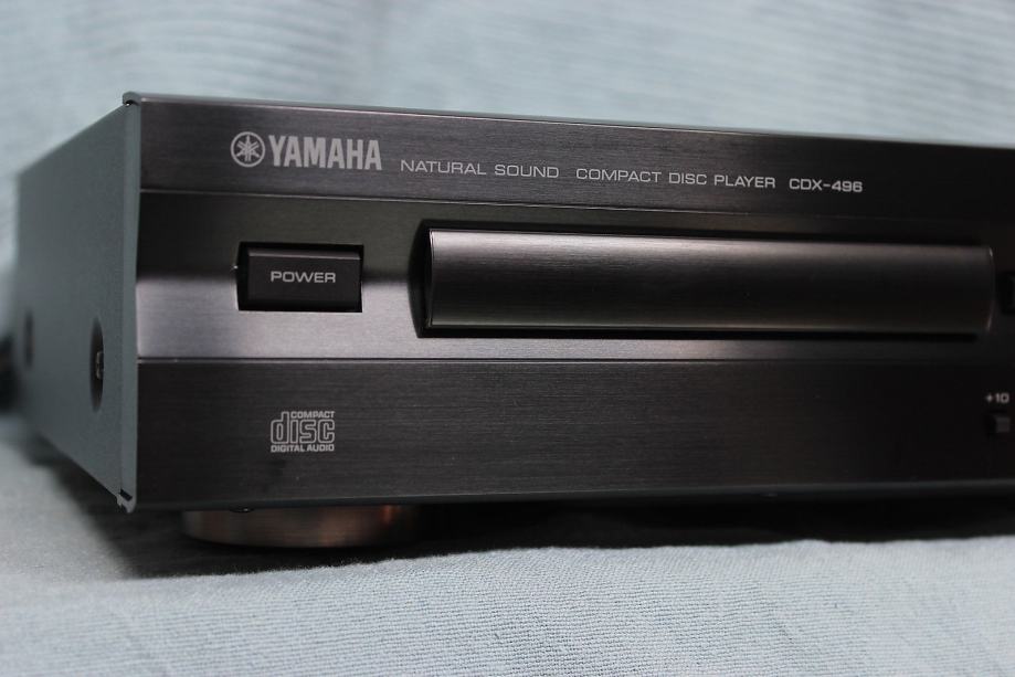 CD Player Yamaha CDX-496