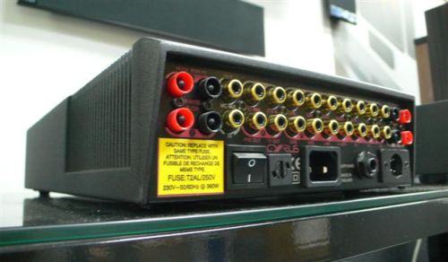 Cyrus 8 vs2 integrirano pojačalo, 2x110 W, izvrsno AKCIJA