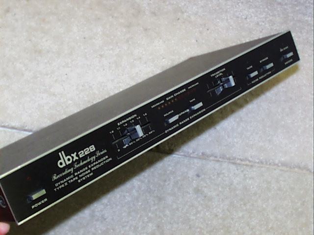 DBX 228