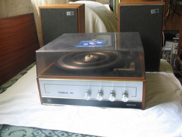 Gramofon TOSCA 10 stereo