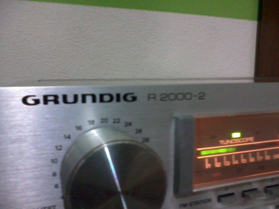 AKCIJA !!! GRUNDIG R 2000-2 VINTAGE STEREO RECEIVER